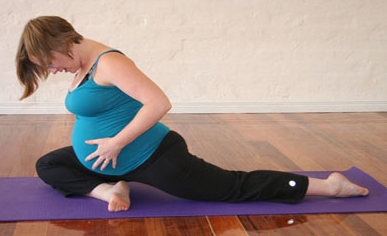 La Posizione Yoga dell'Altalena in Gravidanza